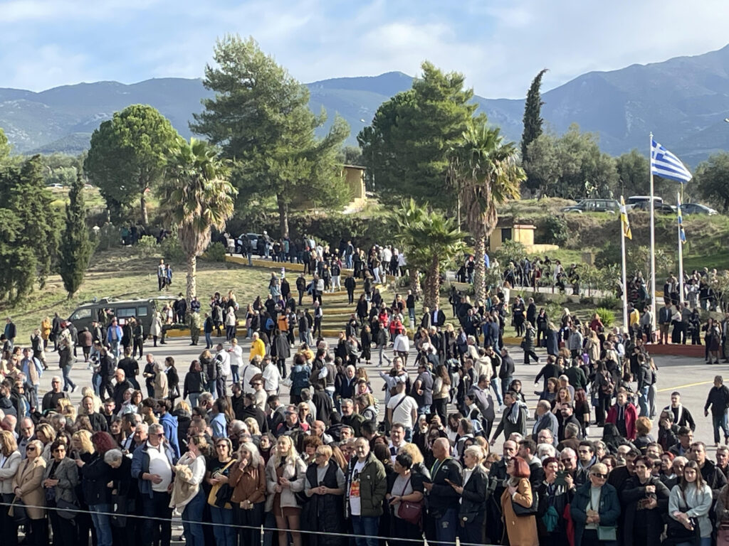 Ορκίστηκαν οι νεοσύλλεκτοι οπλίτες στο Κέντρου Νεοσυλλέκτων Καλαμάτας ...