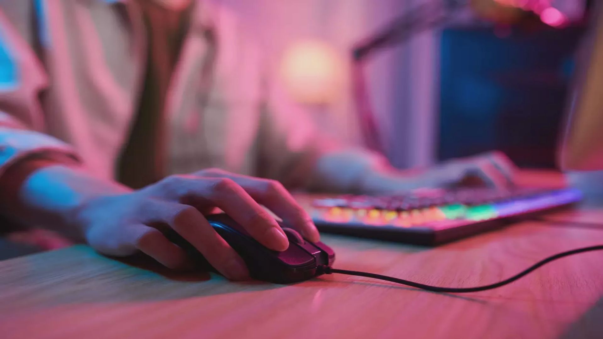 Εθισμένοι gamers και shopping therapy: Το 71% αγοράζει τόσο φανατικά ...