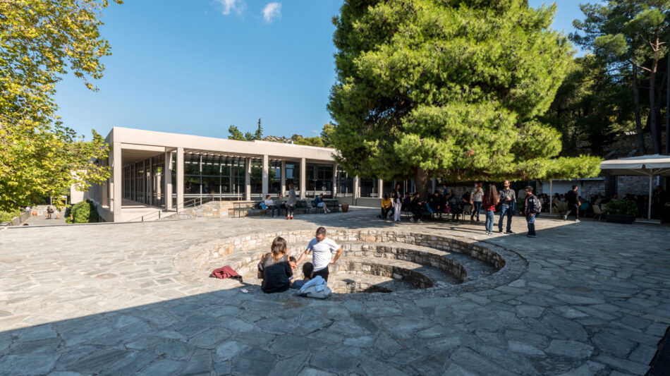 Deree Roadshow: To Deree έρχεται στην Καλαμάτα! - BEST TV Καλαμάτα