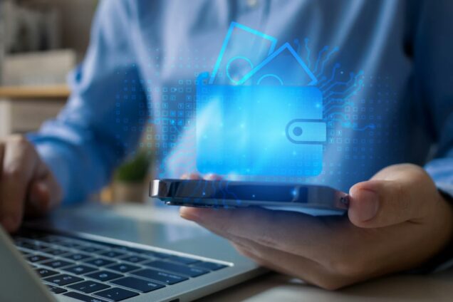 Έρχεται το EU wallet για τους πολίτες της ΕΕ – Τι είναι και πώς θα ...