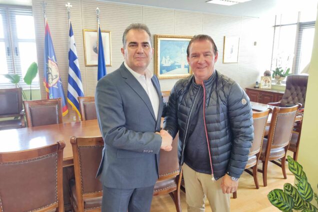 Συνάντηση του Δημάρχου Θανάση Βασιλόπουλου με τον Πρόεδρο της ΠΑΕ ...