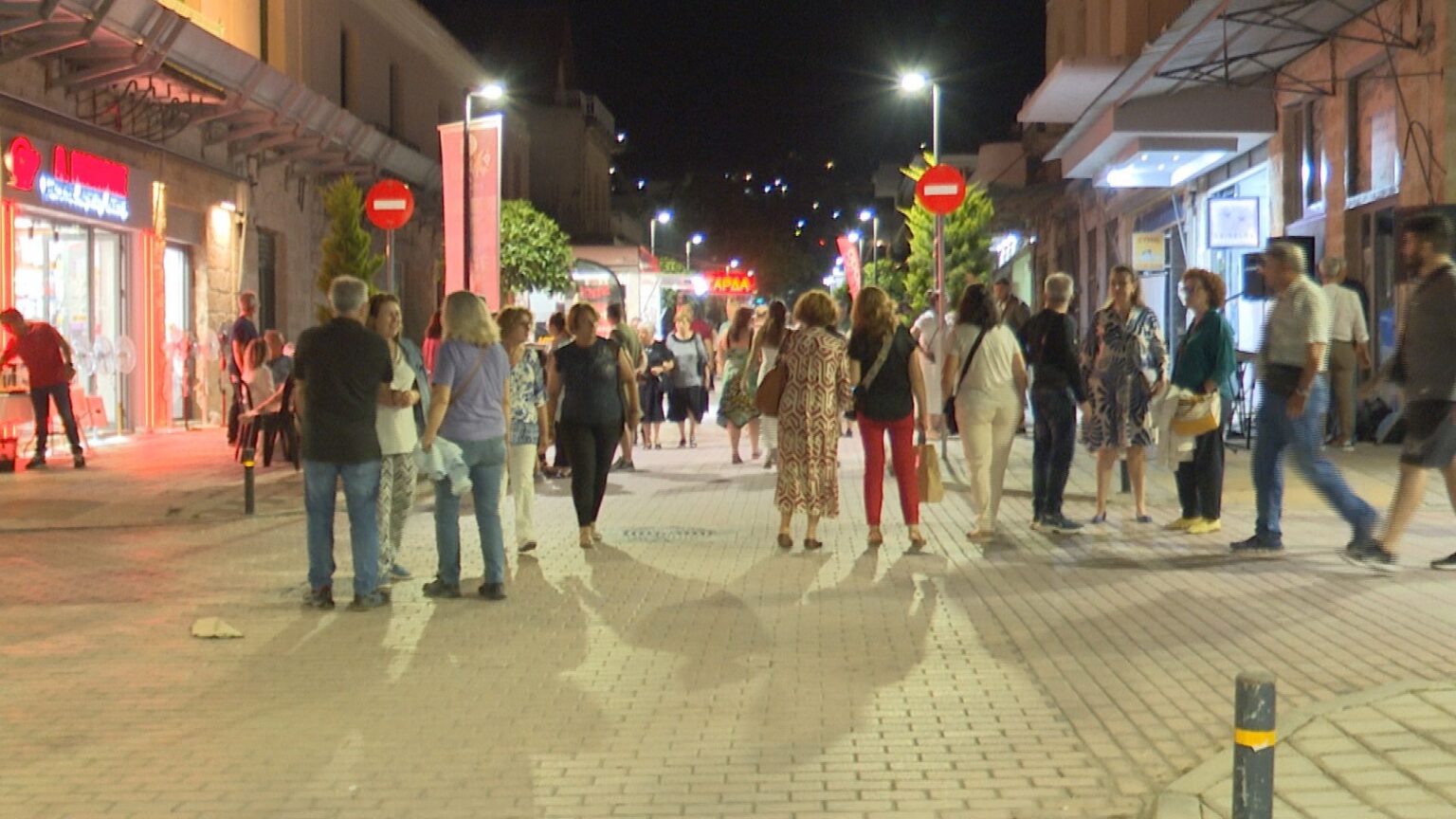 Έκλεψε τις εντυπώσεις η 9η Λευκή Νύχτα Κυπαρισσίας - Μια βραδιά γεμάτη ...