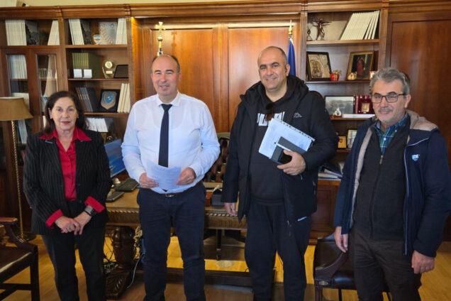 Υπεγράφη η σύμβαση αποχιονισμού του οδικού δικτύου της Π.Ε. Κορινθίας ...